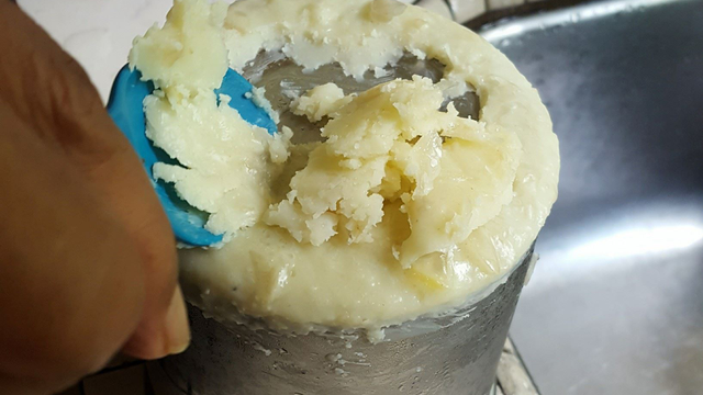 Kaedah Buang Lemak Pada Sup Daging | SINAR