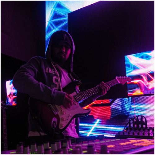 HITZ Behind The Music | HITZ