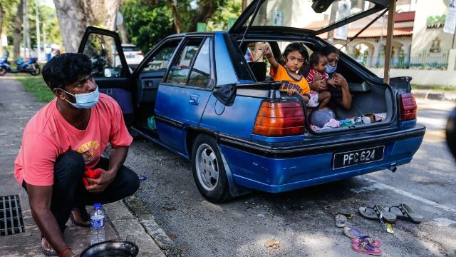 Family Of Five Who Were Living In The Car Gets A PPR Unit And Financial ...