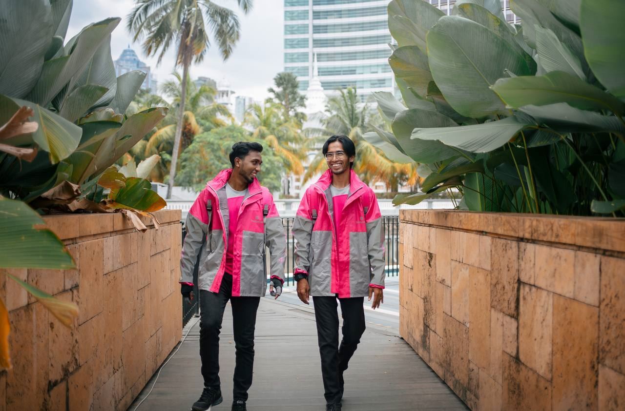 Earn RM400 Bonus & Win RM3,000 Gold Bar By Becoming A foodpanda Rider